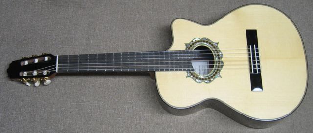 Requinto Guitars from Spain and Mexico